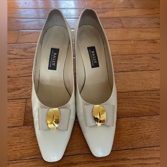 Bally | Shoes | Bally Women Pumps Size 9m | Poshmark